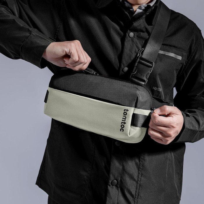 Jual tomtoc Compact EDC Sling Chest Shoulder Lightweight Bag H02-A04W01 ...