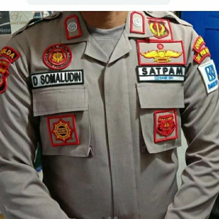 Jual Seragam Security Pdl Sus+Atribut Timbul Baru!! | Shopee Indonesia