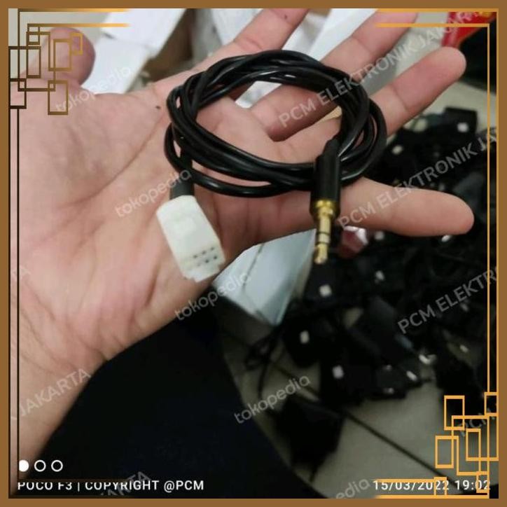 Jual [PCM] kabel aux mobil ertiga r3 | Shopee Indonesia