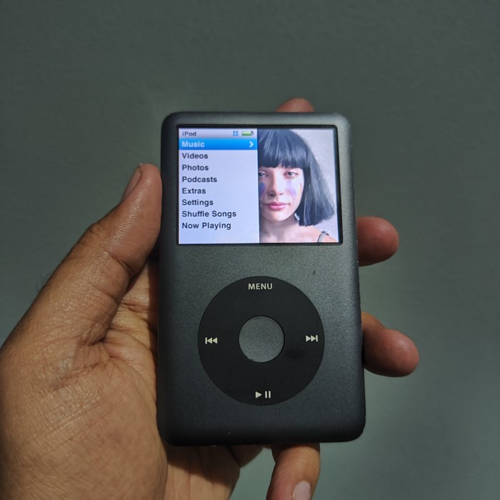 Jual Apple iPod Classic 7th 80Gb With Taptic engine | Shopee Indonesia