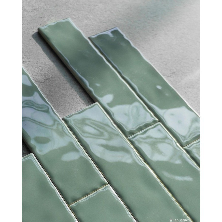 Jual Keramik Backsplash Venus Takko Olive Wave Glossy 75 x 300 | Shopee ...