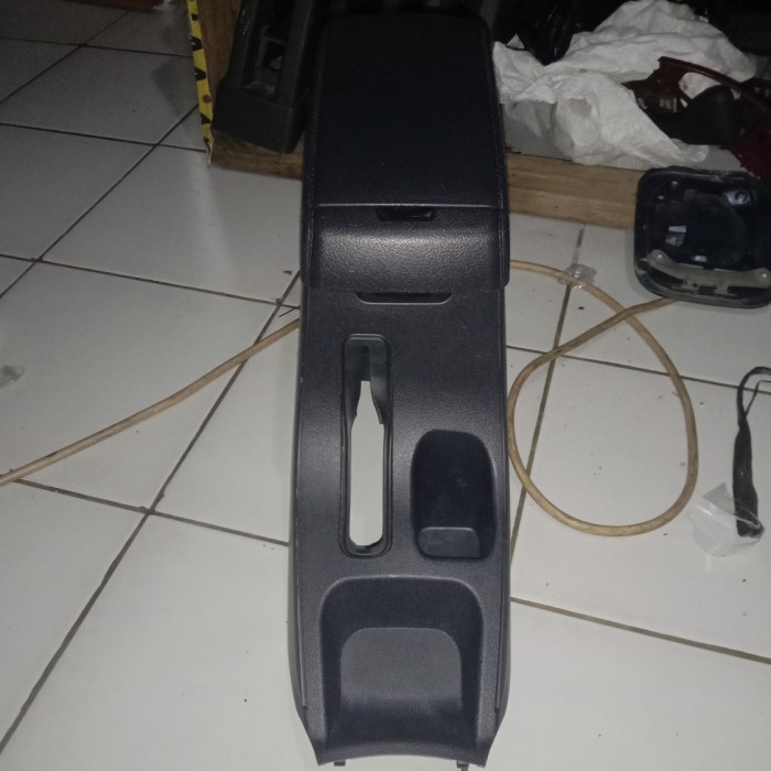 Jual CONSOLE BOX ALL NEW RUSH TERIOS TYPE X ORIGINAL | Shopee Indonesia