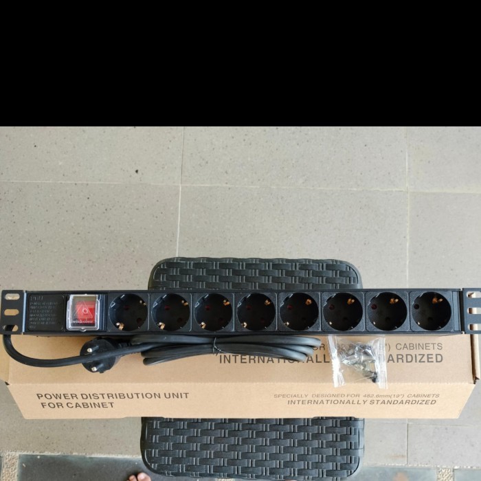Jual Pdu / Power Distribution Unit 8 Port Rackmount Rak Server Rack ...