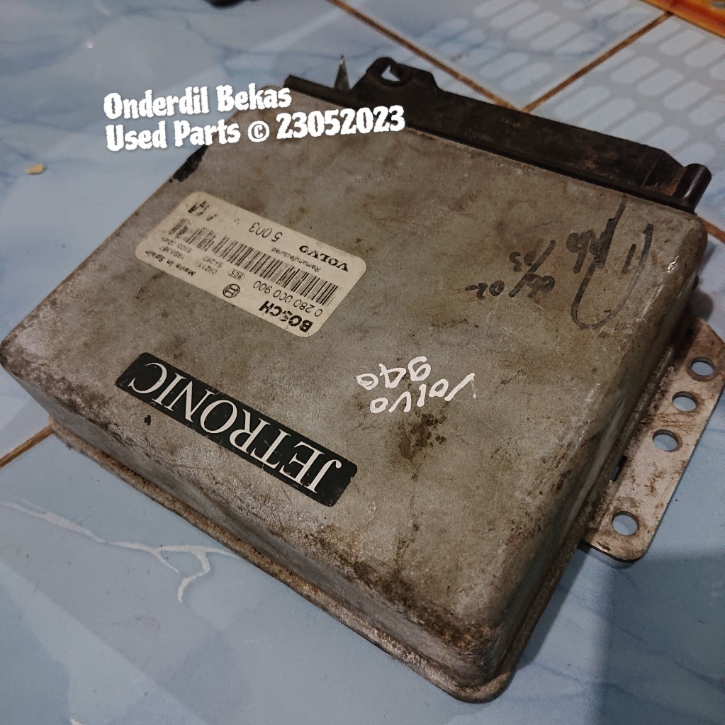 Jual ECU elektronik control unit engine control module Volvo 940 ...