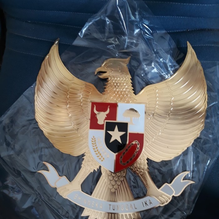 Jual Lambang Garuda Pancasila Rata 15 Cm Terlaris | Shopee Indonesia