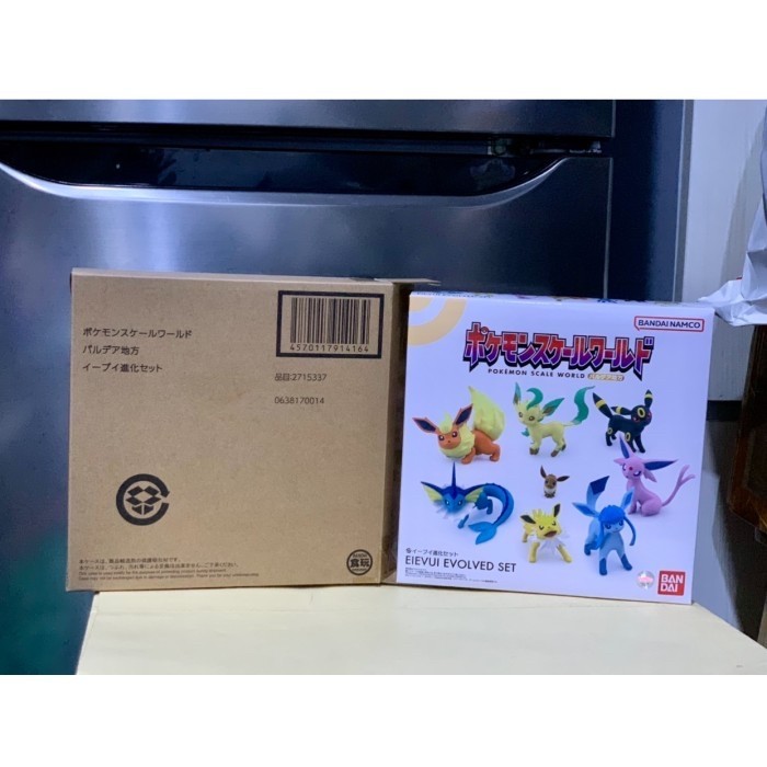 Jual Pokemon Scale World Paldea Region Set Figure - Eevee / Eievui Evolved Set Bandai (Umbreon ...