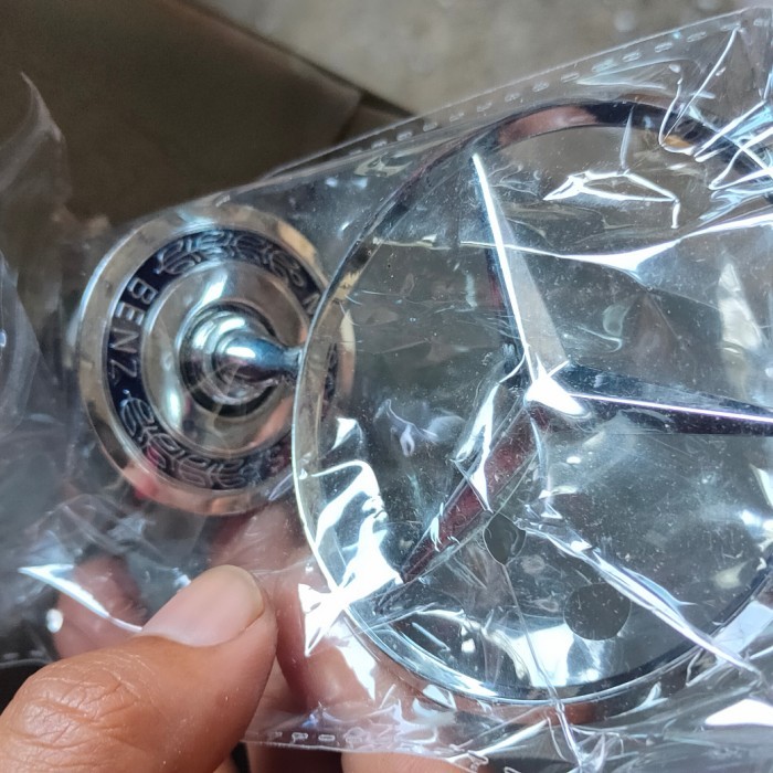 Jual Jual Bintang Kap Mesin Logo Mercy Mercedez Benz W124 W123 New ...