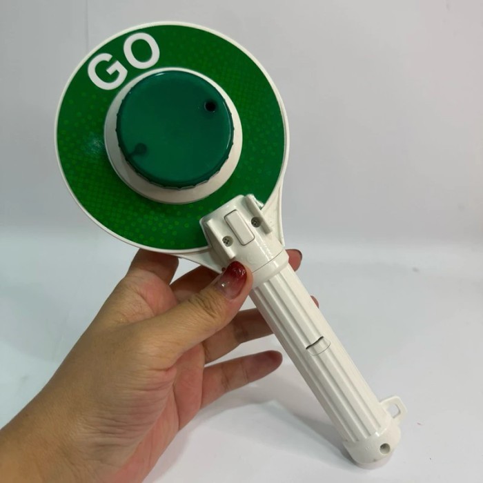 Jual Mainan Seru Anak Tongkat Lampu Rambu Rambu Lalu Lintas Stop & Go ...