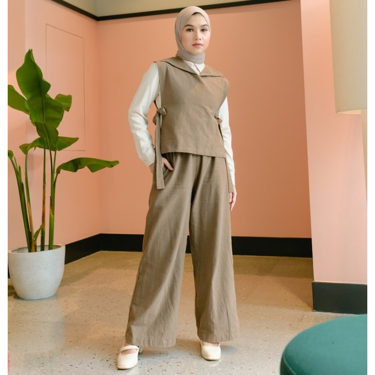 Jual Lozy Hijab - Kumi Set (One Set Linen Kulot & Vest) | Shopee Indonesia