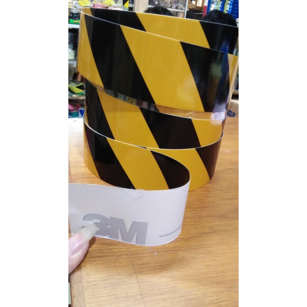 Jual 3M STICKER REFLECTIVE 1" X 45 M-SCOTCHLITE 3M 610 KUNING HITAM HIGH QUALITY | Shopee Indonesia