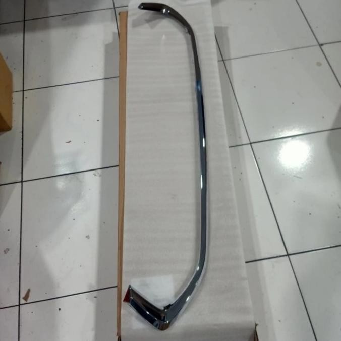 Jual List Lis Grill Grille Innova Zenix Original | Shopee Indonesia