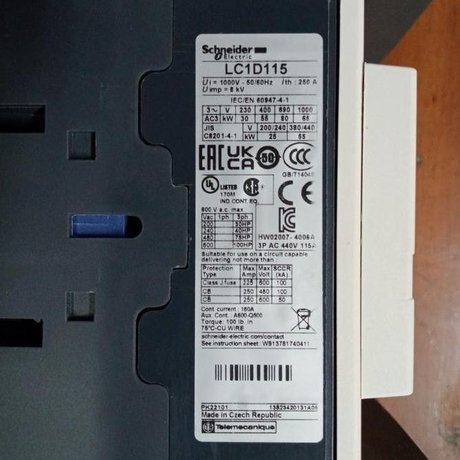 Jual Kontaktor / Contactor Schneider Lc1D115M7 Lc1 D115M7 D115 220V Ac ...