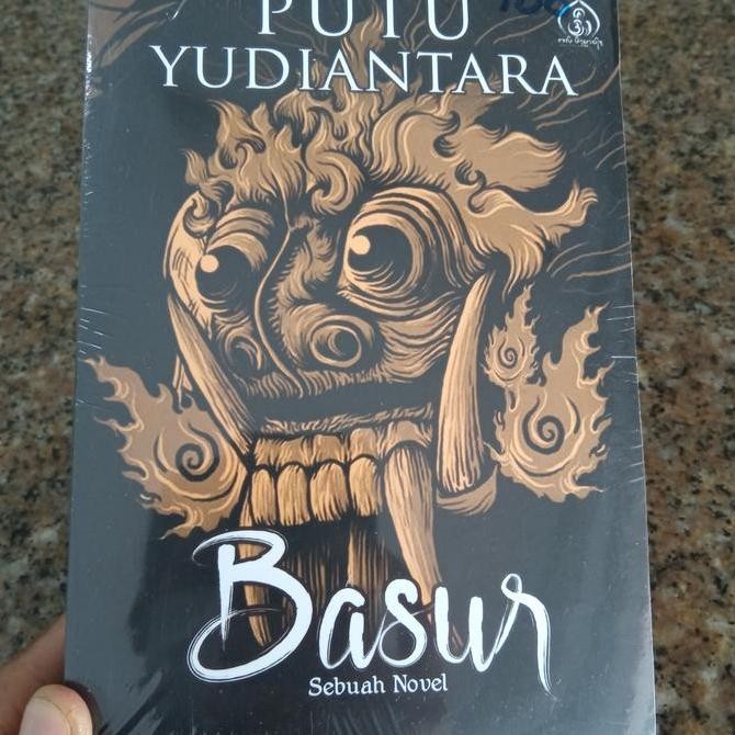 Jual HARGA DISC - putu yudiantara Basur Sebuah Novel | Shopee Indonesia