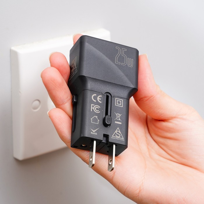 Jual Azko Krisbow Mini Travel Adaptor Usb A & Usb C 25 Watt Qc Konektor ...
