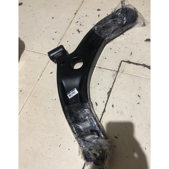 Jual lower arm veloz 2022 avanza 2021 original toyota | Shopee Indonesia