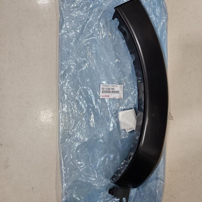 Jual Moulding Bumper Depan Kanan Toyota Rush-Terios 52112-Bz030 ...