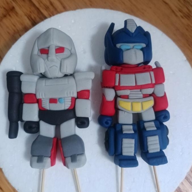 Jual Custom optimus prime & megatron cake topper fondant | Shopee Indonesia