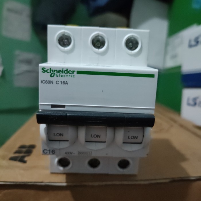 Jual MCB SCHNEIDER iC60N 3P 16A 6kA Schneider Original SNI A9F74316 | Shopee Indonesia