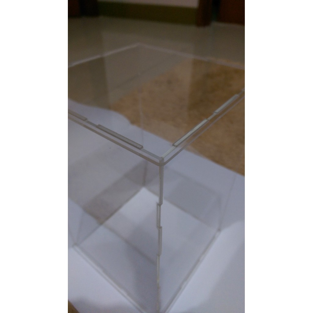 Jual TERBARU! Acrylic Display Case / Display Akrilik / Custom ukuran ...