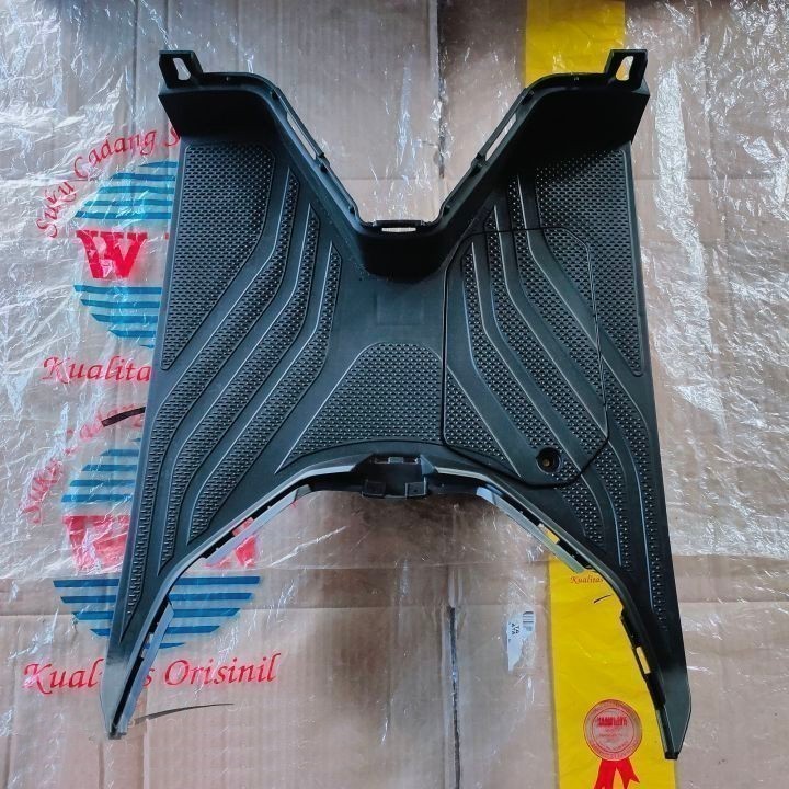 Jual WIN - Lantai Atas Pijakan Kaki Step Floor Bordes + Tutup Aki New Vario 150, Vario 125 LED ...