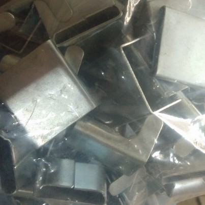 Jual ~@~@~@~@] Stopping buckle / Yokes / yukes untuk mengunci Plat ...