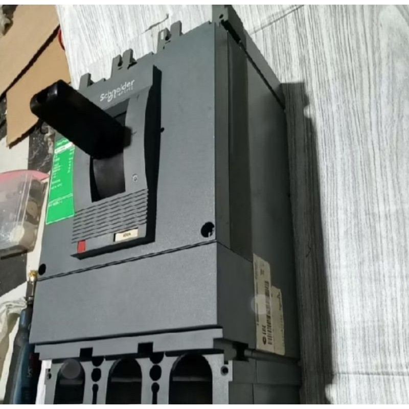Jual Mccb Ezc 400N 3p 300A 400A Schneider original | Shopee Indonesia