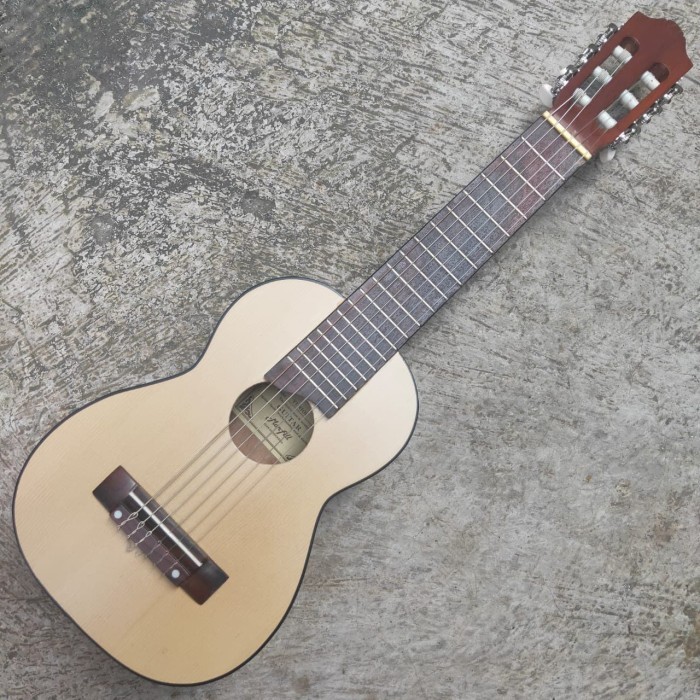 Jual Gitar Akustik Klasik Nilon MARFILL Yunior 1/2 natural ORIGINAL ...