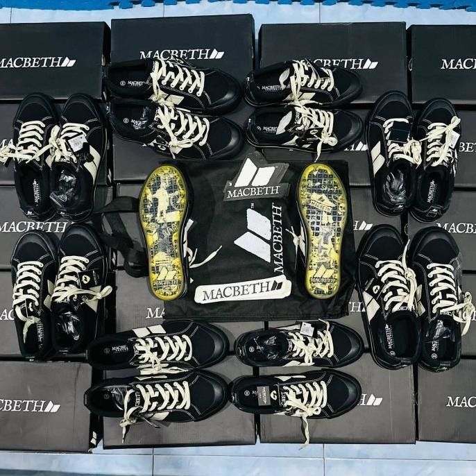 Jual Macbeth ELIOT Black Cement (New) | Shopee Indonesia