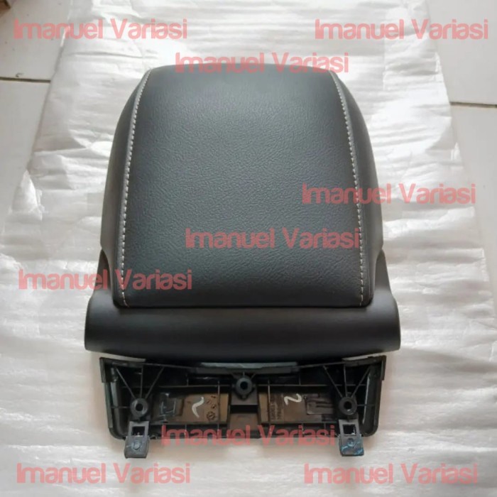 Jual Tutup Console Box Venture innova Reborn orinal | Shopee Indonesia