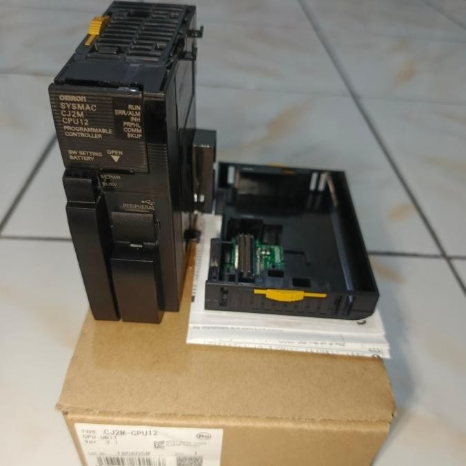 Jual PLC OMRON CJ2M-CPU12 / CJ2M CPU12 | Shopee Indonesia