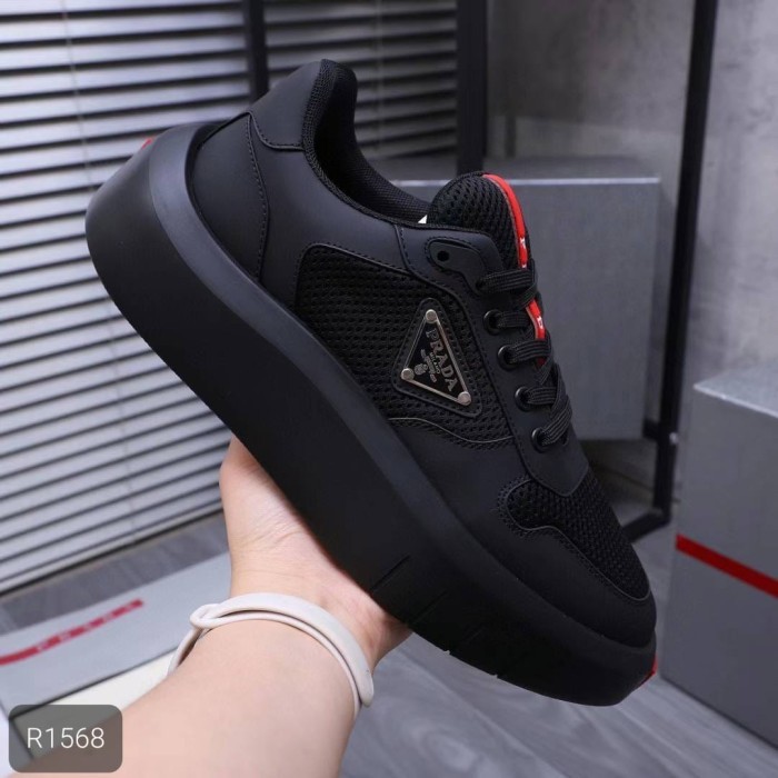Jual Prada All Black Sepatu Kulit Sneaker Hitam pria Sepatu casual ...