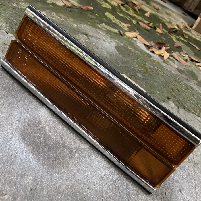 Jual Lampu Sen Sein Bumper Bemper Depan Corona AT150 AT151 GL ST150 ...