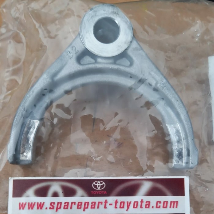 Jual Fork Gear Shift no 2, Garpu Transmisi Toyota Innova Manual 33213 ...