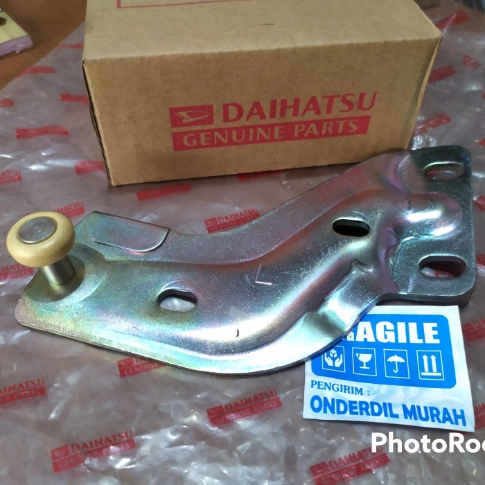 Jual Engsel pintu sliding grandmax - Luxio bagian atas ORIGINAL ...