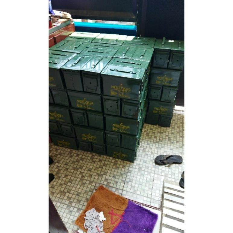 Jual Kotak Peluru Besi Pindad Army Green Asli | Box Amunisi Besi Kuat ...