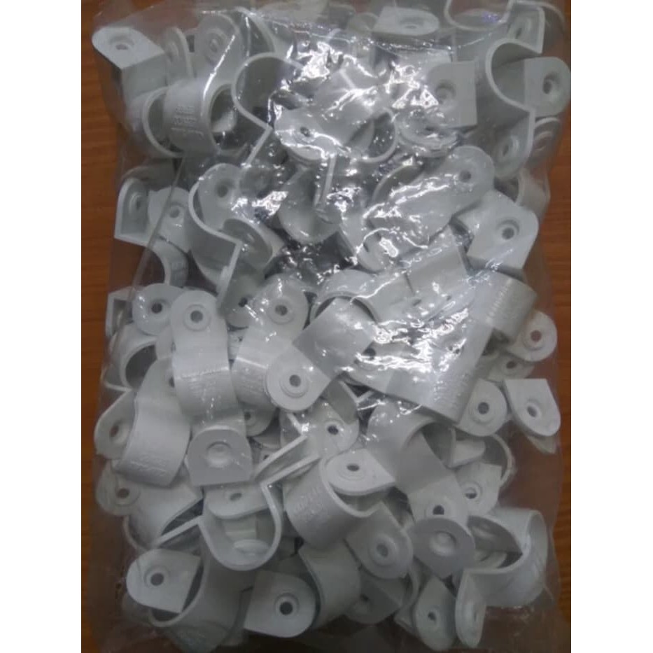 Jual klem pipa conduit clipsal/ clamp pipa clipsal 20mm / klem pipa ...