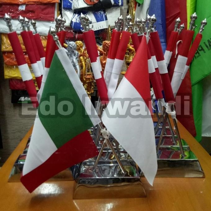 Jual Limited!, Tiang Bendera Meja Stenlis Silang Dan Bendera Meja ...