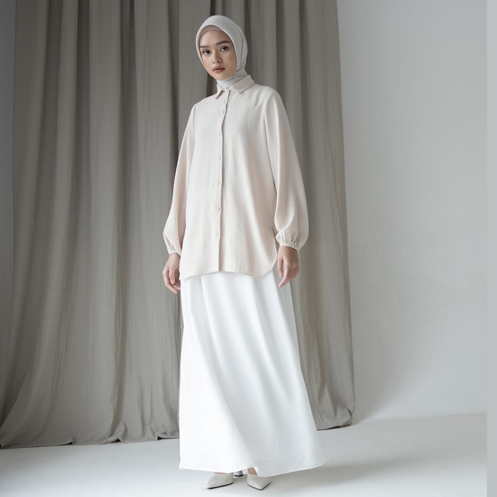 Jual Gratis Flase Basic Batara By Aska Label - Kemeja Wanita Basic Lengan Panjang Full Kancing ...