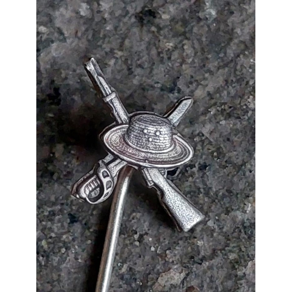 Jual aksesoris pin antik original tentara belanda ca 1950 | Shopee ...