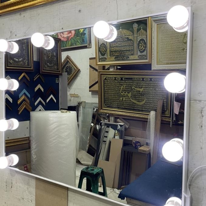 Jual Vanity Mirror Cermin Rias Led Cermin Make Up Meja Cermin Rias ...