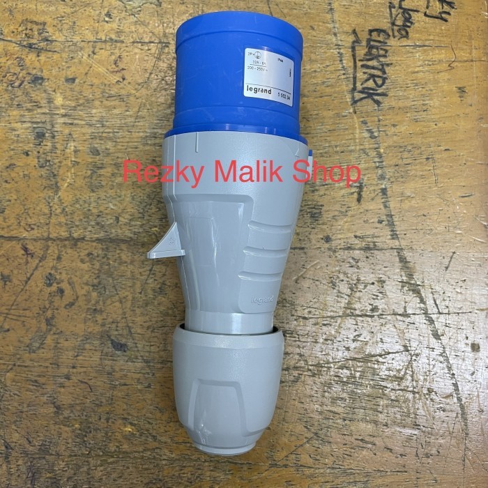 Jual Steker / plug 3pin 3 pin 1 phase 32A 32 Ampere Legrand 555234 ...