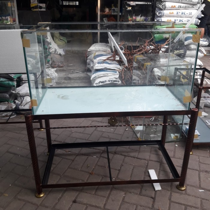 Jual aquarium kaca 8 mili ukuran 100x50x50 +rak aquarium besi ulir ...