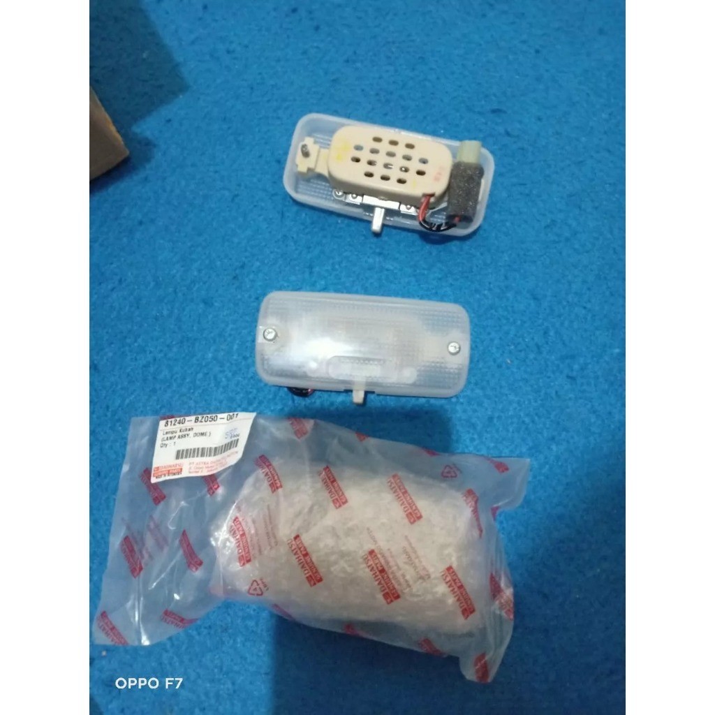 Jual LAMPU PLAFON GRAN MAX BELAKANG SAMPING LAMPU KABIN ATAP MINI BUS ...