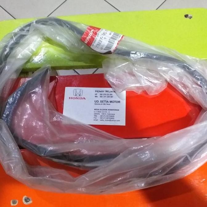 Jual Karet List Kaca Belakang Bagasi Bagian Atas Kiri Kanan Dalam ...