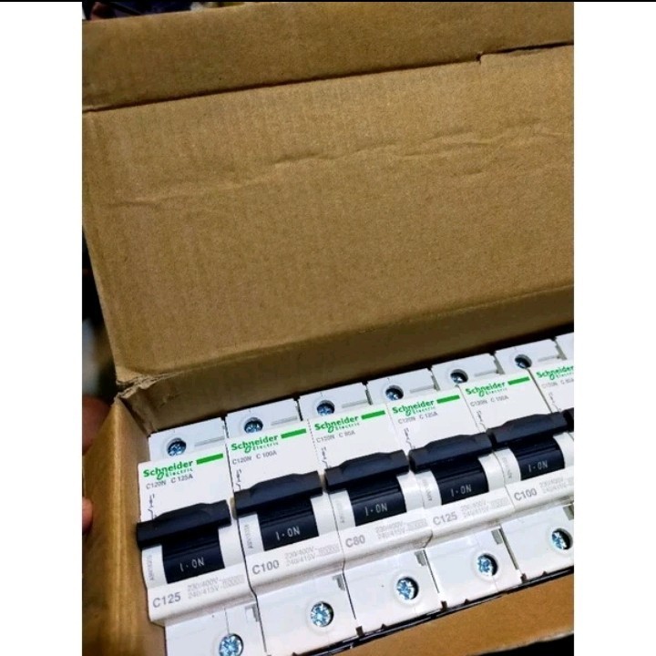 Jual MCB C120N 1P Schneider 100A 1 Phase 10kA A9N18358 | Shopee Indonesia