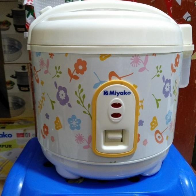Jual Rice Cooker Magic com Miyako 3 in 1 MCM-609/ 0,63 Liter ori ...