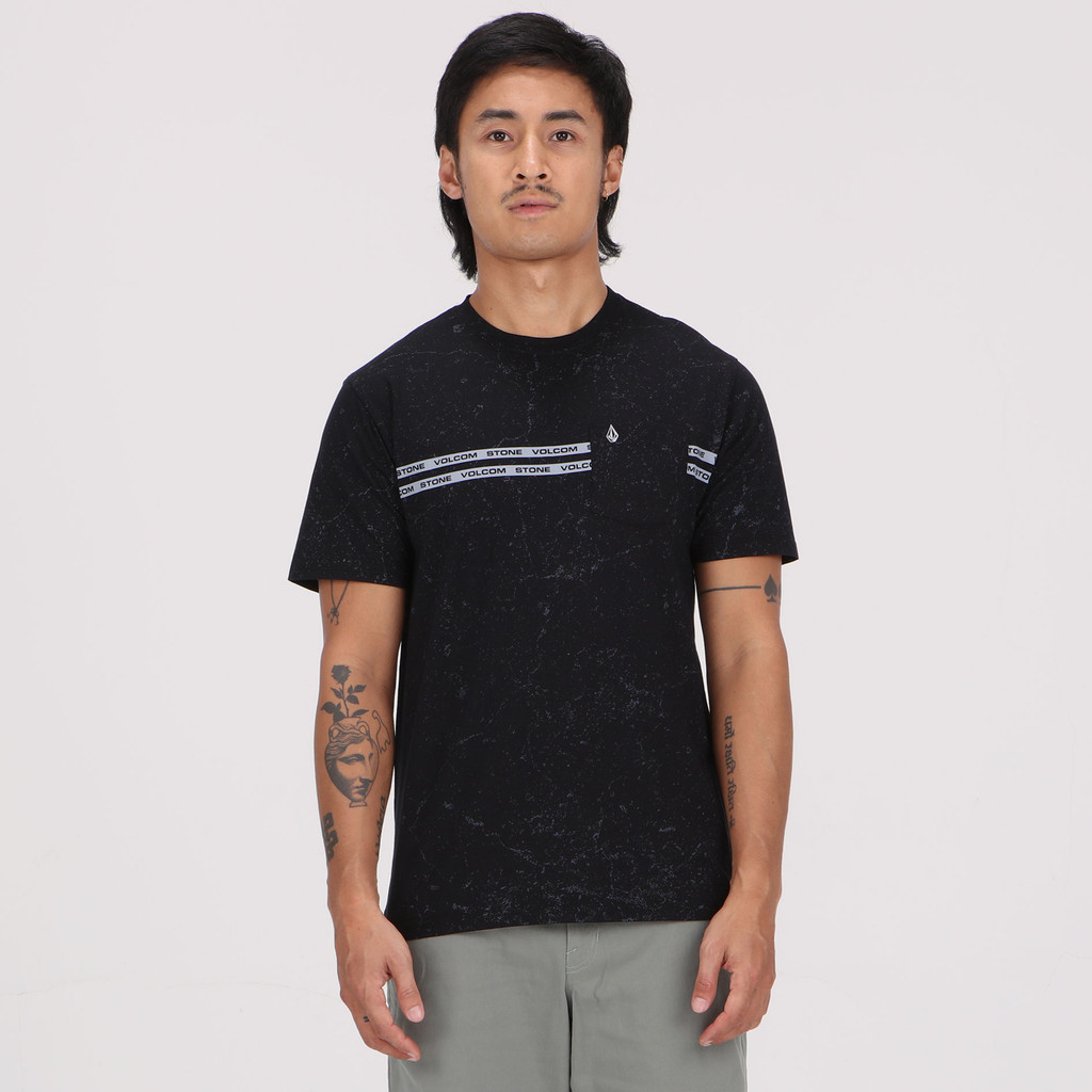 Jual VOLCOM - MCT REID SHORT SLEEVE POCKET TEE BLACK | Shopee Indonesia