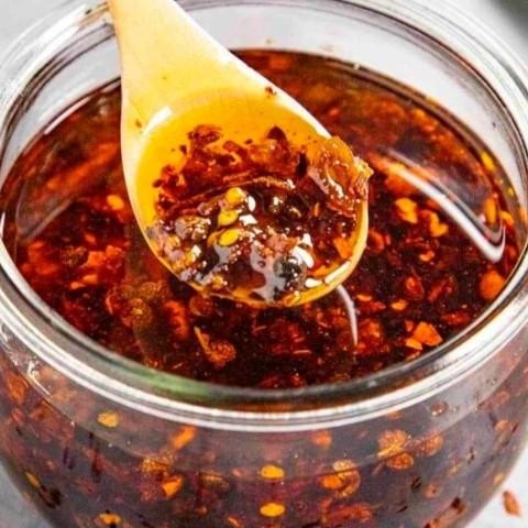 Jual Chili oil /minyak cabe/saos cabe ukuran 1 kg KAS76 | Shopee Indonesia