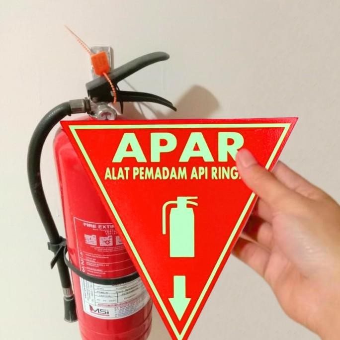 Jual Tanda Apar Segitiga Reflective Sign Apar 20X20Cm Akrilik Reflekrif ...