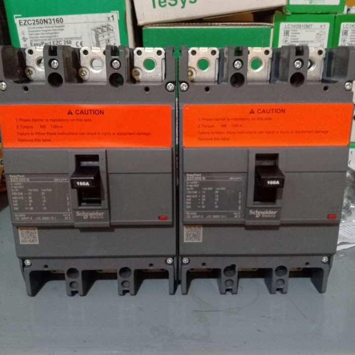 Jual Mccb Ezc250N 3P 160A Schneider Original / Mccb 3P 160A Schneider ...